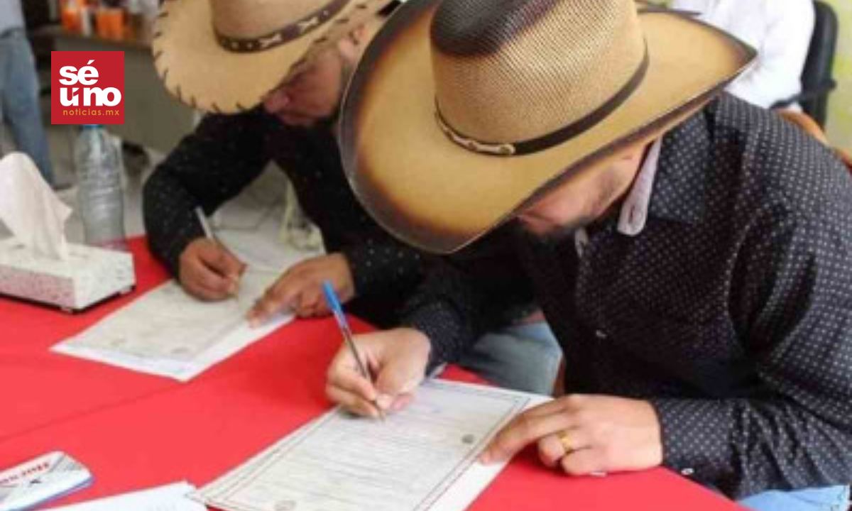 Historia de amor viral: Dos compadres deciden dejarlo todo por estar juntos